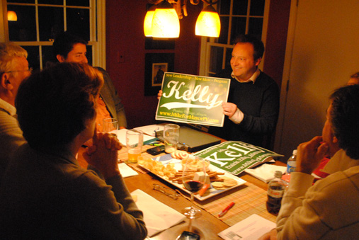 Kelly kicks off campaign for Prairie Village mayor