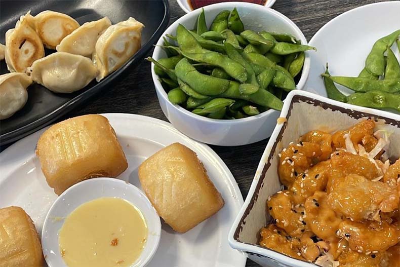 Rakar Dumpling House now open in former Leawood Winstead's